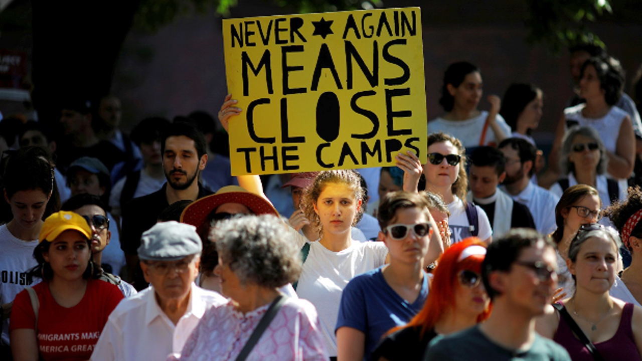 Jewish Activists of 'Never Again' Action Oppose Immigrant Detention Centers