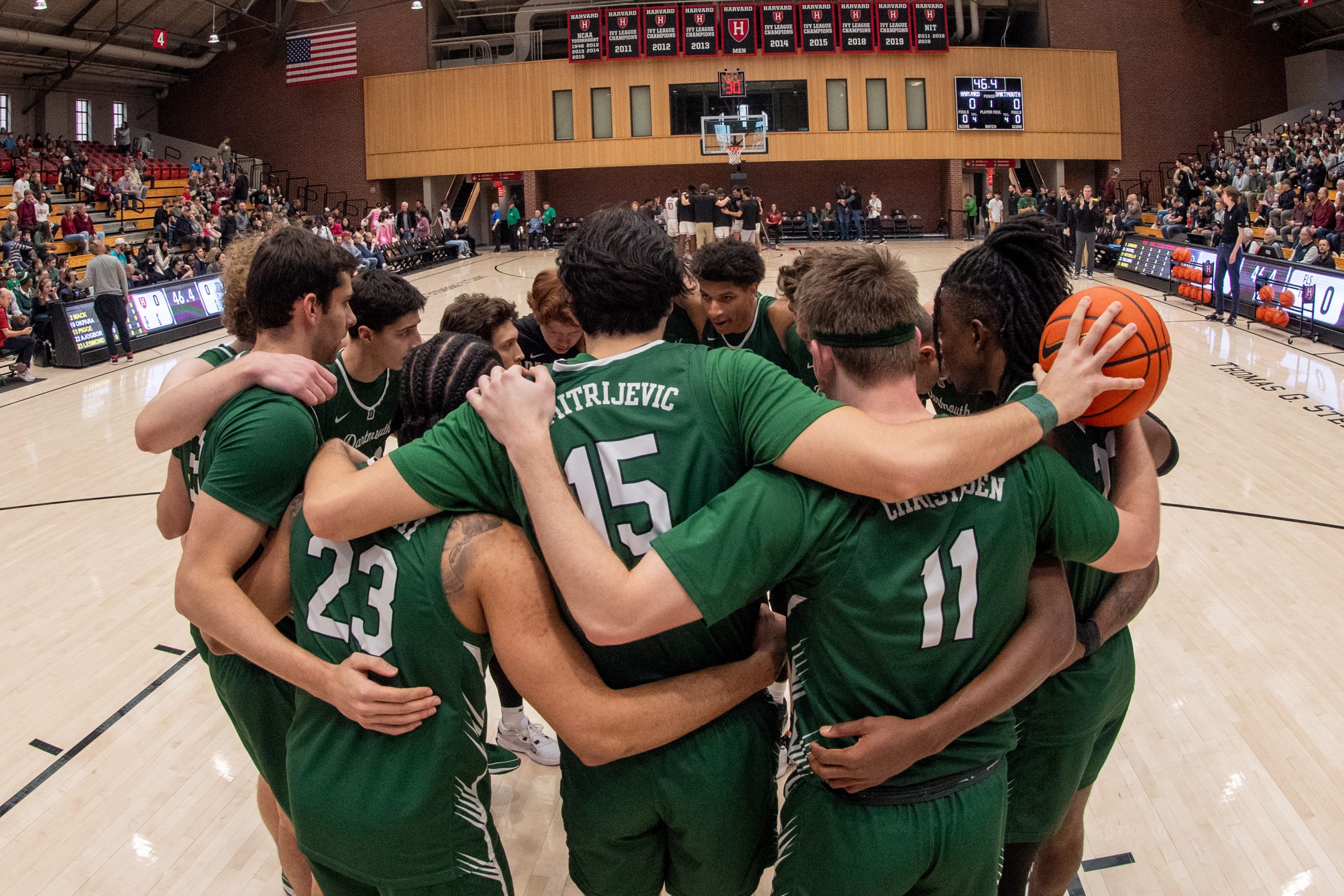 Dartmouth men's basketball team votes to unionize