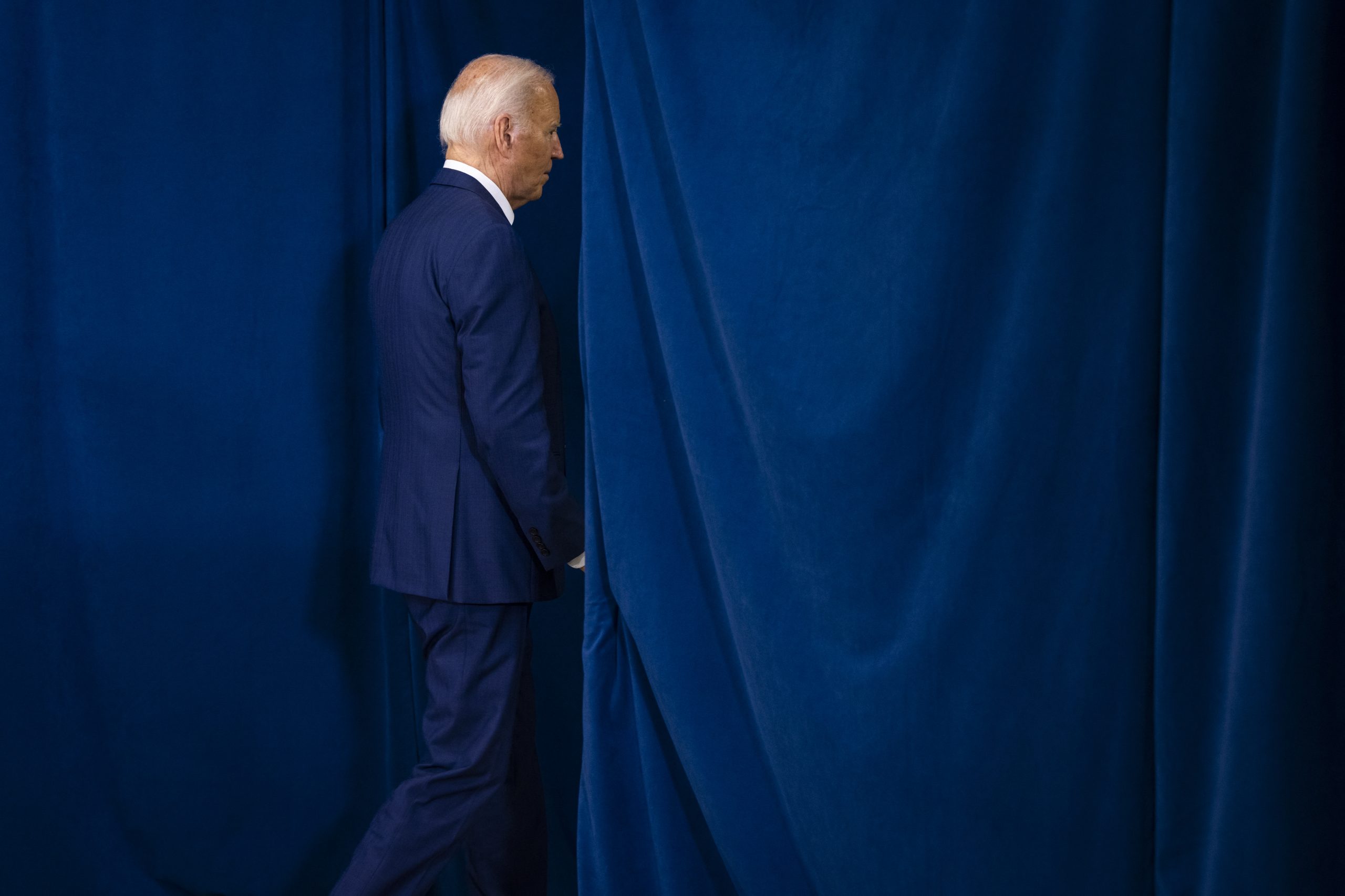 As Biden bows out, Labor begins to coalesce around Harris and sets ...